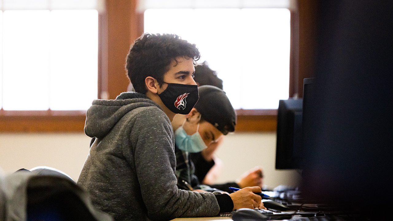 UW-Platteville unveils new computer engineering program | UW ...